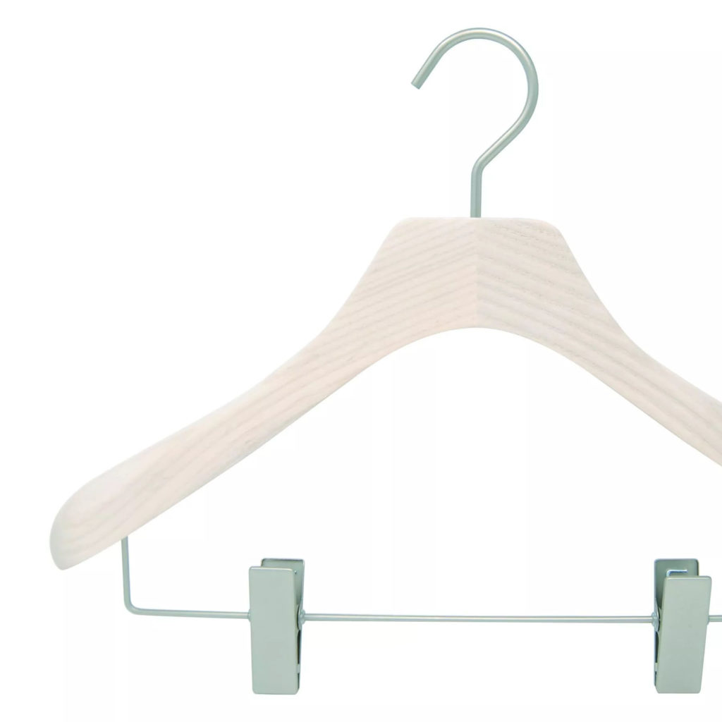 Wide shoulder hanger, wooden hangers | Mon Cintre