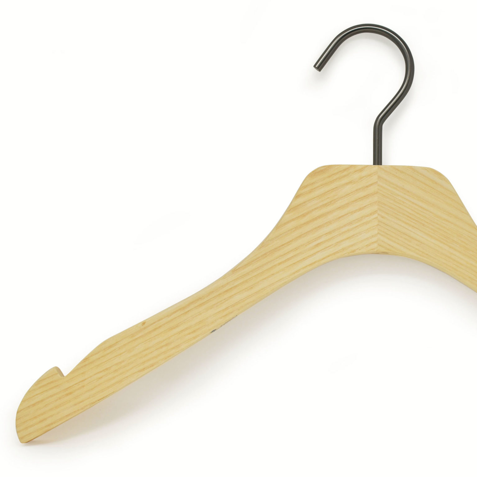 Cintres en bois design pour dressing luxe et haut de gamme - Mon Cintre